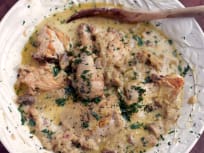 Herbed Mushroom Chicken Recipe - Food Fanatic