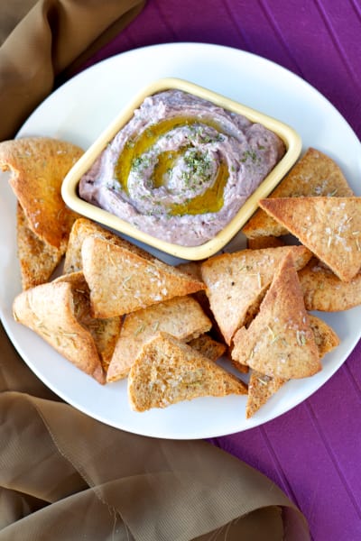 Black Bean Hummus Recipe - Food Fanatic