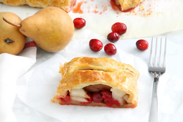 Cranberry Pear Strudel Recipe - Food Fanatic