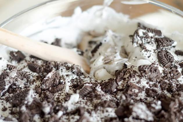 Gluten Free Cookies & Cream Fluff Recipe - Food Fanatic