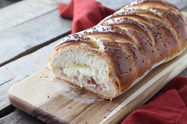 Reuben Bread Recipe - Food Fanatic