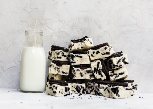 Oreo Fudge Recipe - Food Fanatic