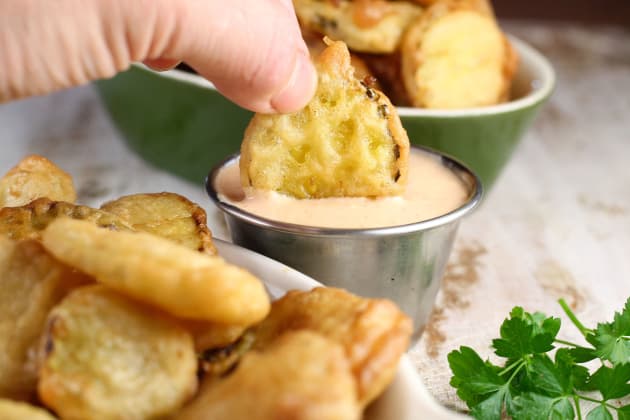 Fried Pickles Recipe - Food Fanatic