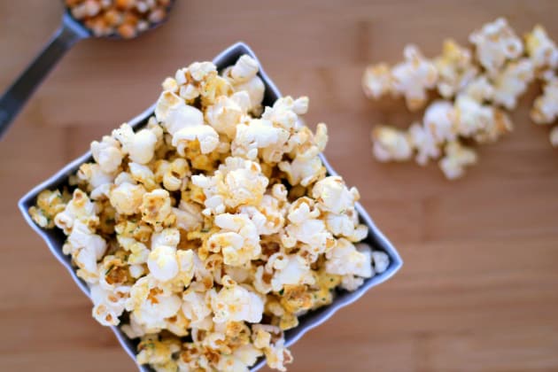 Cool Ranch Popcorn Recipe - Food Fanatic