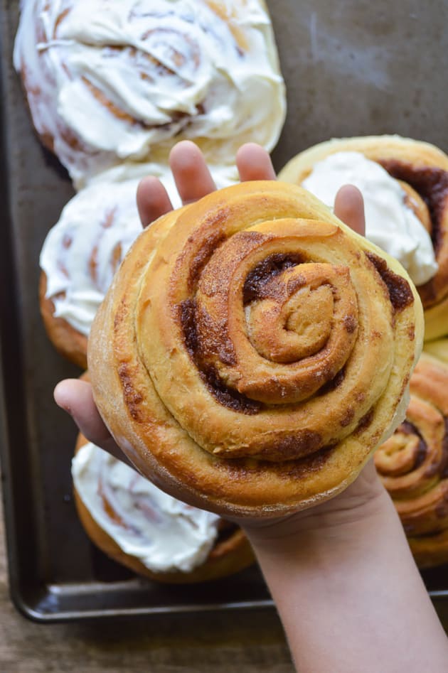 Giant Cinnamon Rolls Picture - Food Fanatic