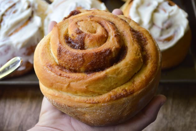 Giant Cinnamon Rolls Image - Food Fanatic