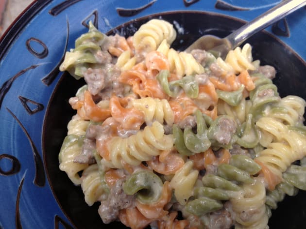 Hamburger Helper Beef Pasta Recipe - Food Fanatic