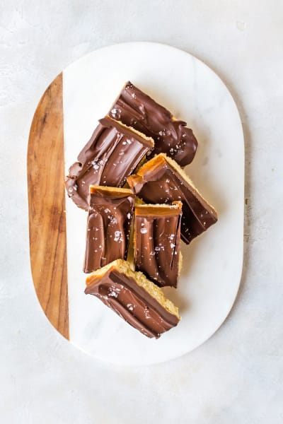 Homemade Twix Candy Bars Recipe - Food Fanatic