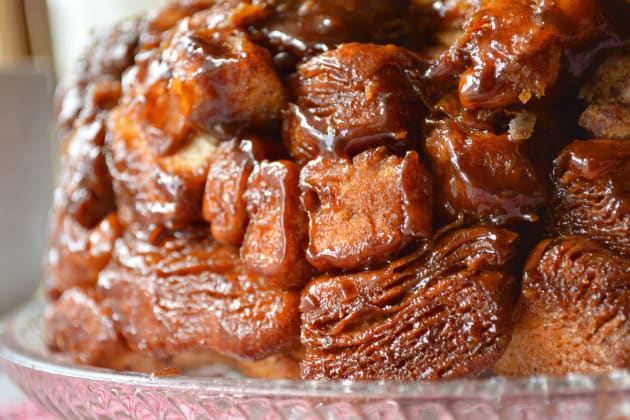 Christmas Morning Monkey Bread Recipe - Food Fanatic