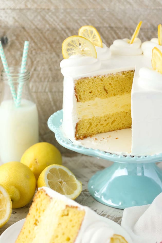Lemon Ice Cream Cake - Food Fanatic