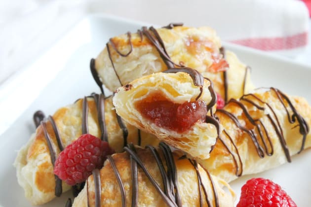 Raspberry Chocolate Hand Pies Recipe - Food Fanatic