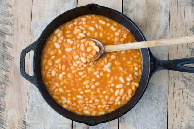 British Baked Beans Recipe - Food Fanatic