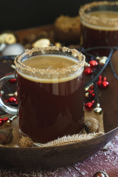 Gingerbread Hot Buttered Rum Recipe - Food Fanatic