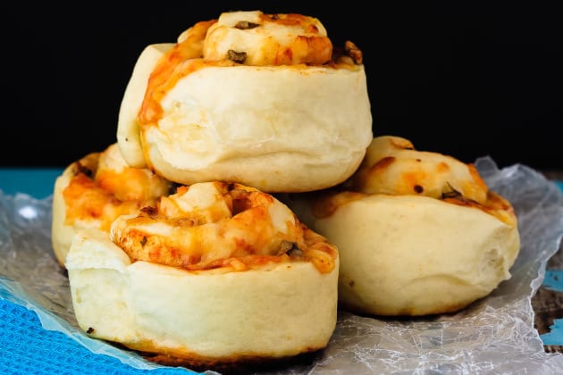 Pepperoni Pizza Rolls Recipe - Food Fanatic