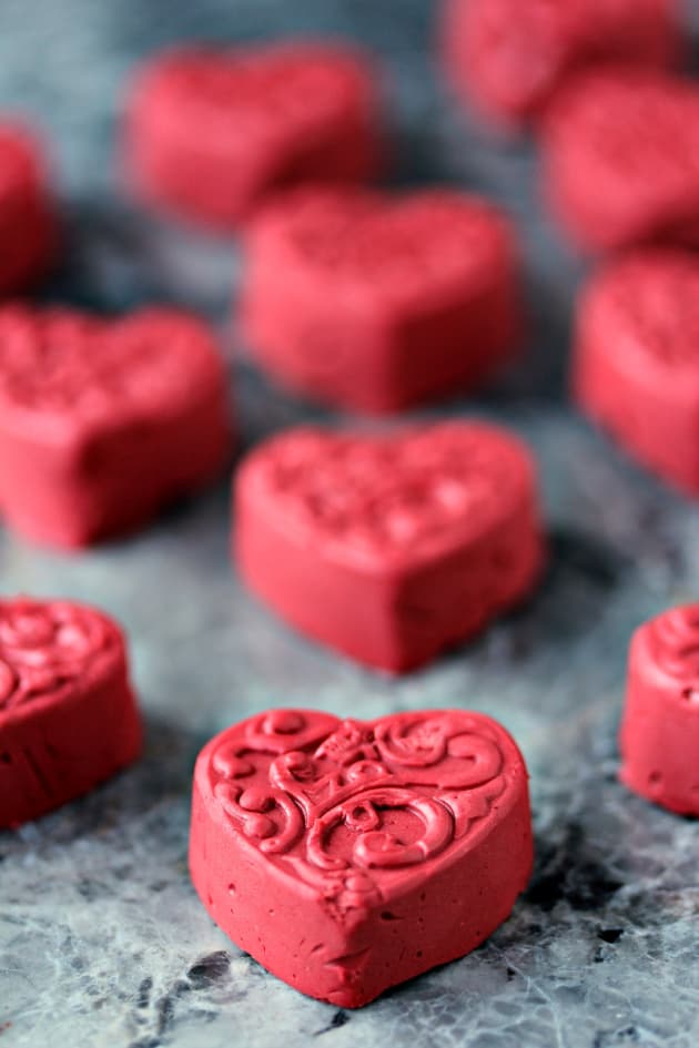 Red Velvet Fudge Pic - Food Fanatic
