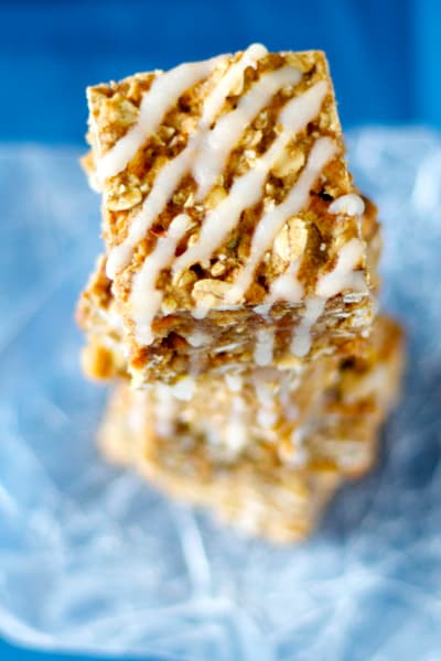 Apple Oatmeal Squares Recipe - Food Fanatic