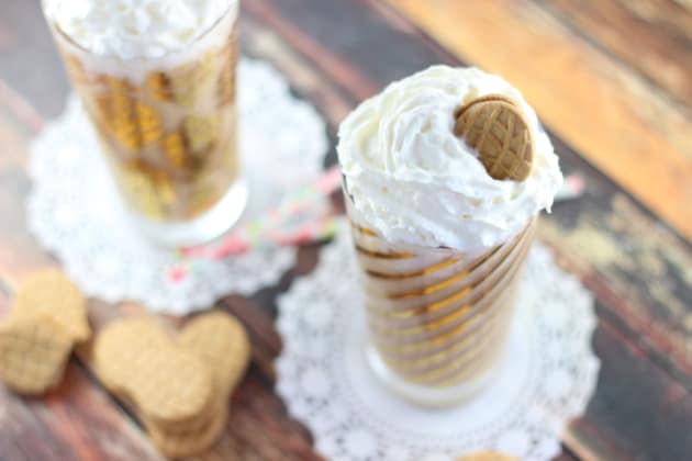 Fluffernutter Milkshake Recipe - Food Fanatic