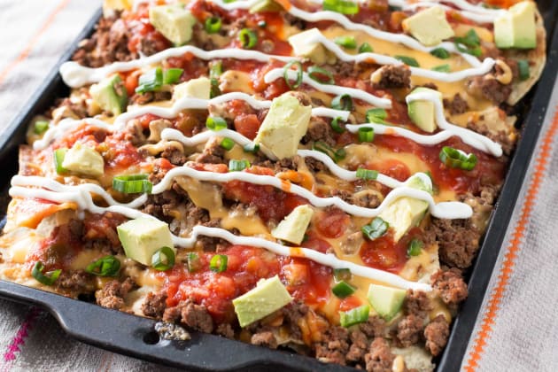 Loaded Nachos Recipe - Food Fanatic