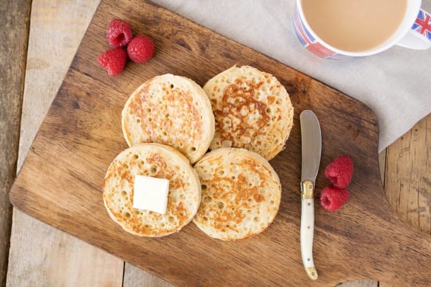 English Crumpets Recipe - Food Fanatic