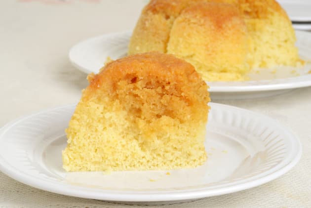 Treacle Sponge Recipe - Food Fanatic