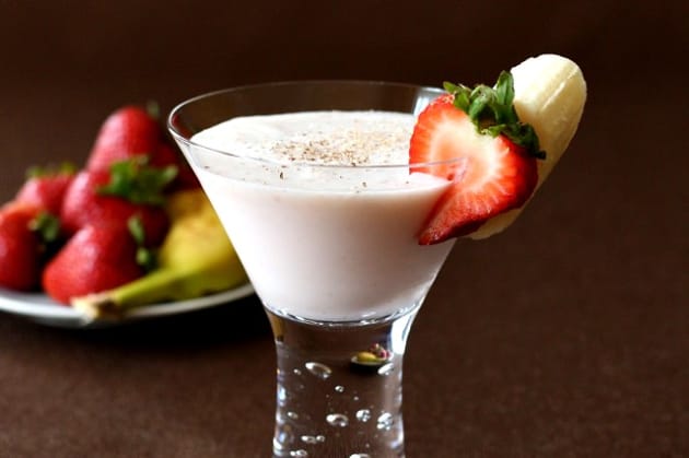 Banana Split Martini Recipe - Food Fanatic
