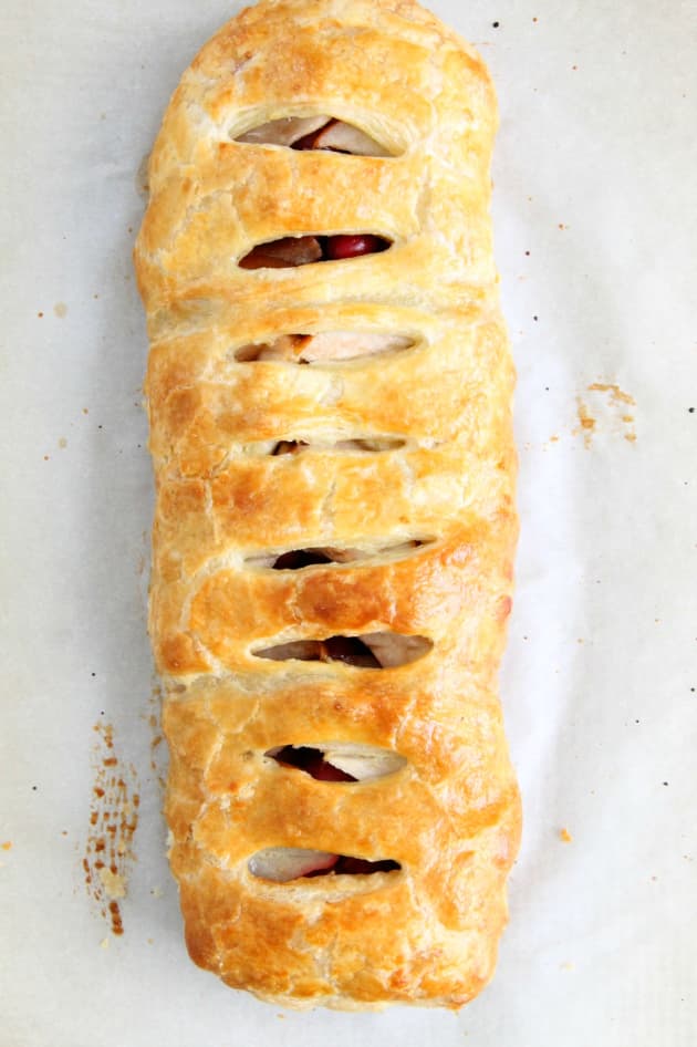 Cranberry Pear Strudel Recipe - Food Fanatic