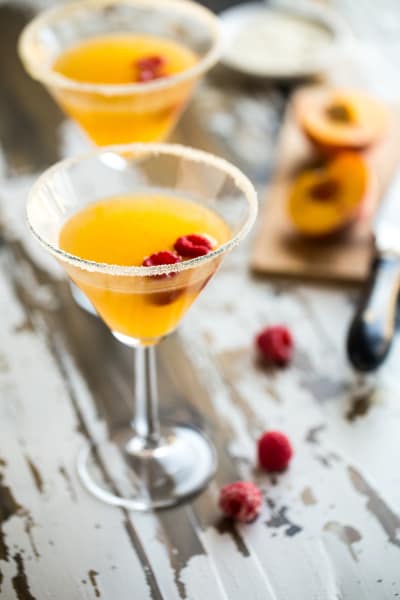 Peach Martini Recipe - Food Fanatic