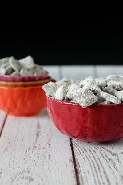 Muddy Buddies Recipe - Food Fanatic
